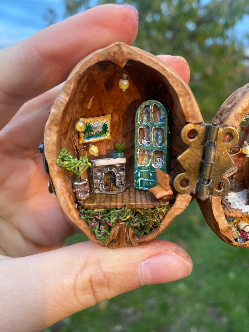 Walnut Shell Diorama - Etsy