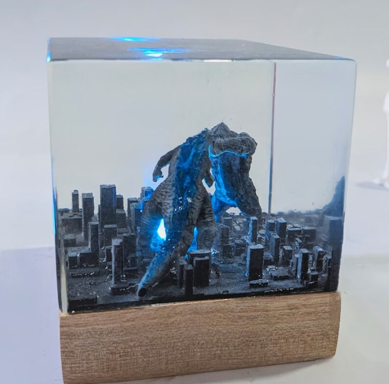 9x12cm Kong Vs Godzilla Resin Lamp, Titan Resin Lamp, Godzilla City ...