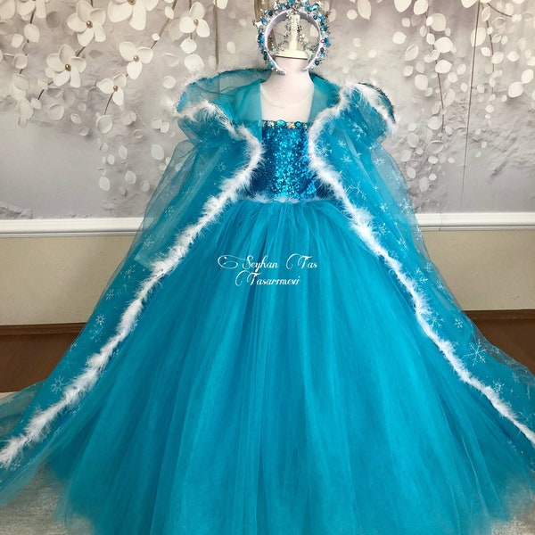 Elsa Cape - Etsy