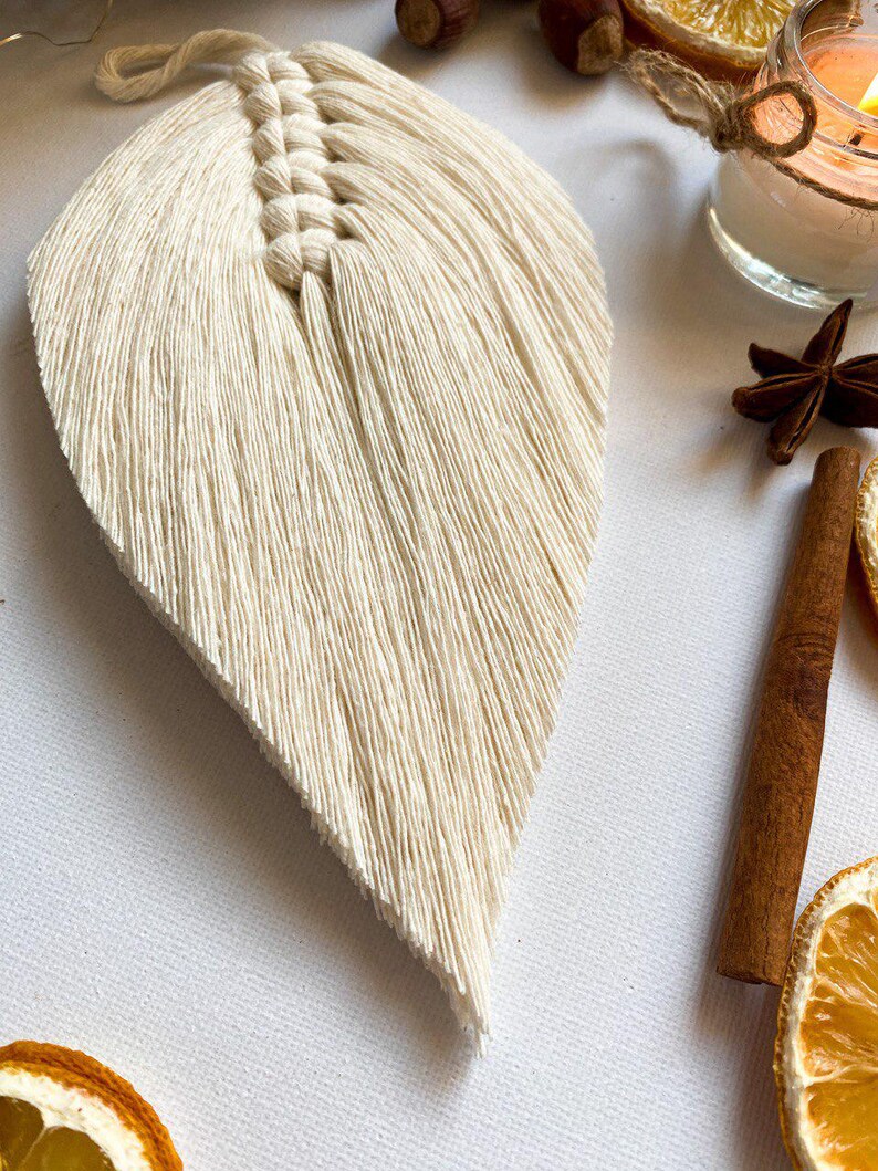 Macrame Feather Tutorial, DIY Macrame Leaf, Macrame for Begginer ...