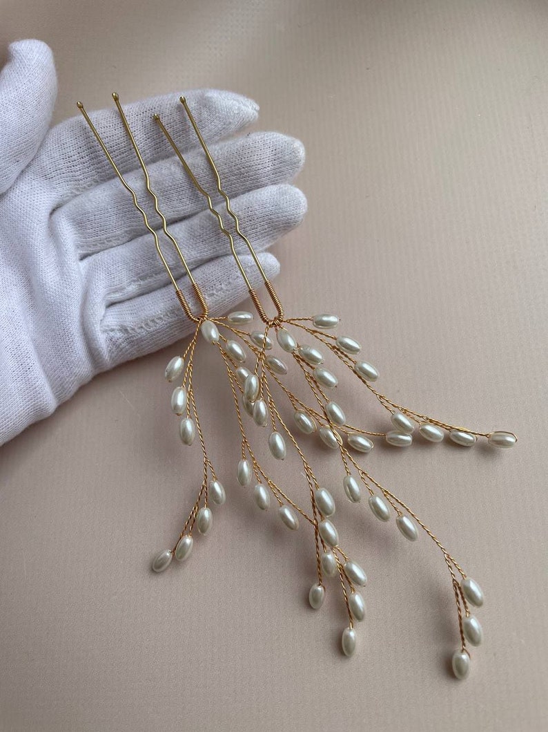 Classic Pearl Bridal Hair Pin | Wedding Hair Piece | Elegant Bride ...