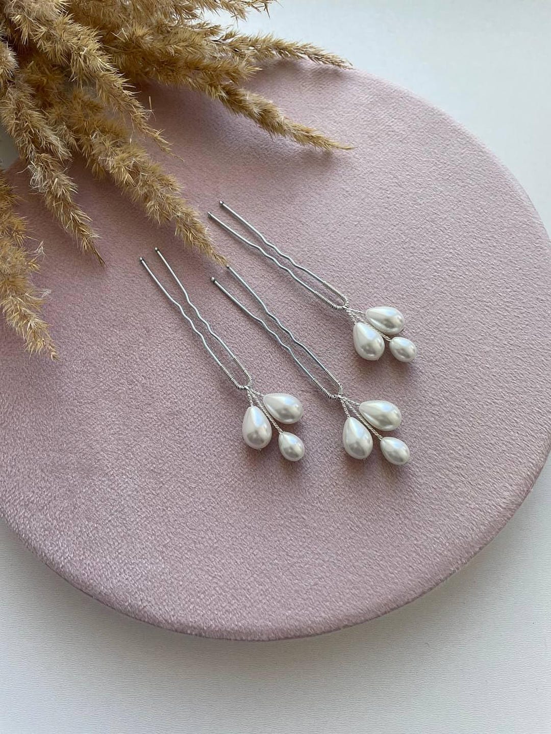 Pearl Bridal Hair Pins - Elegant Wedding Bun Accessory - Etsy