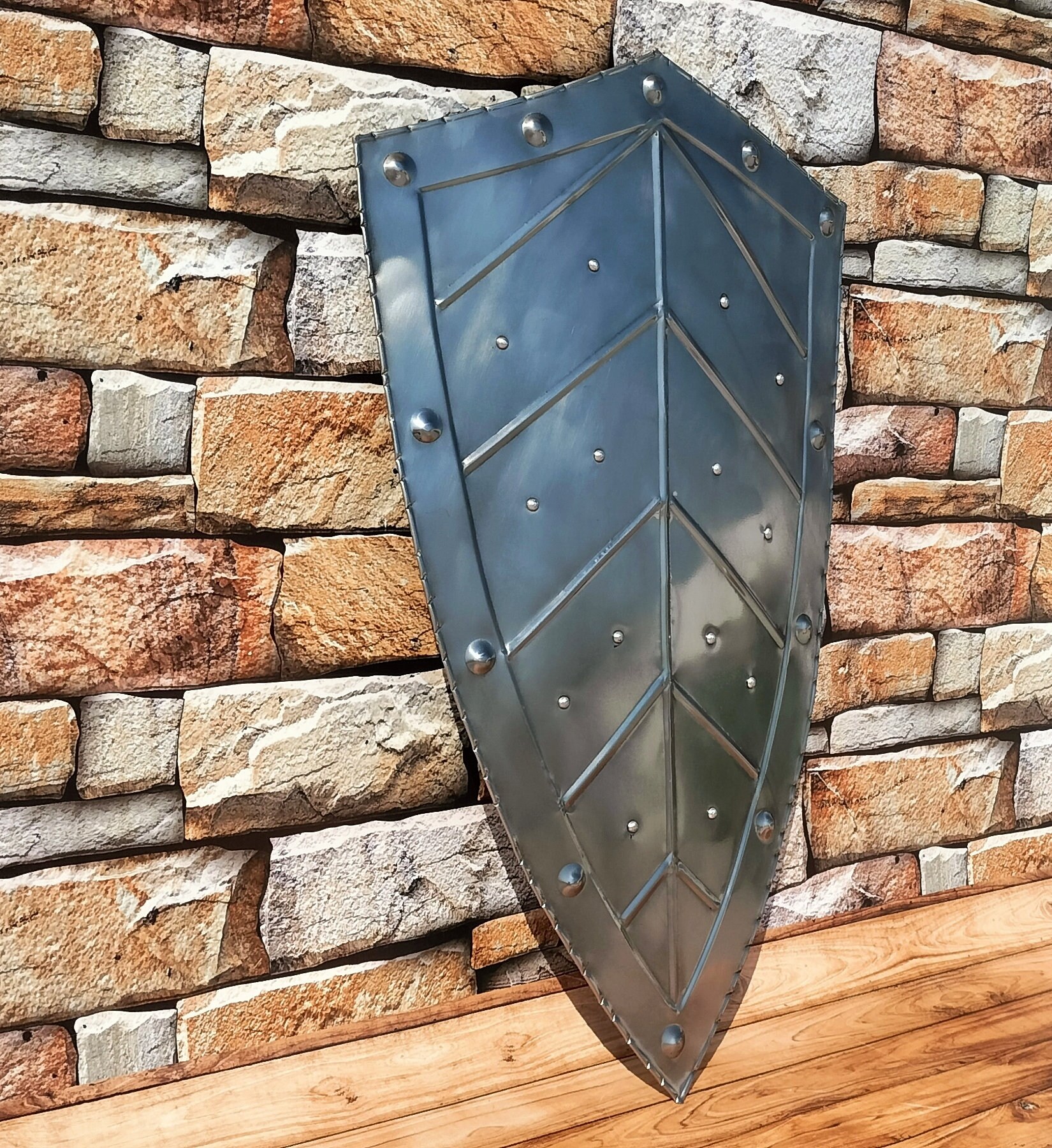 Medieval Leaf Design Shield - Authentic Pointed Shield - Battleworn ...