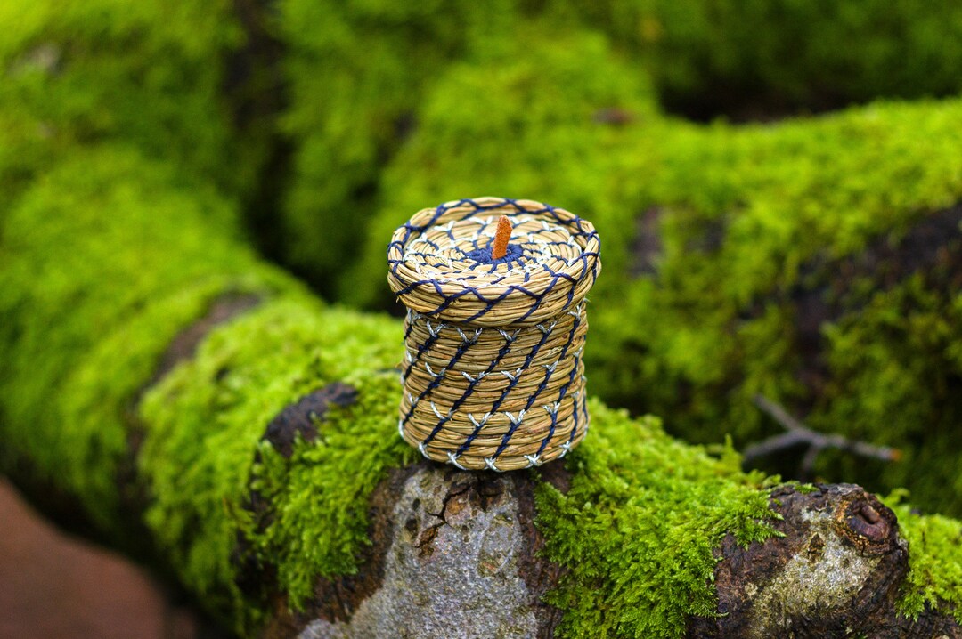 Starry Night - Pine Needle Sprite Basket, Handmade - Etsy