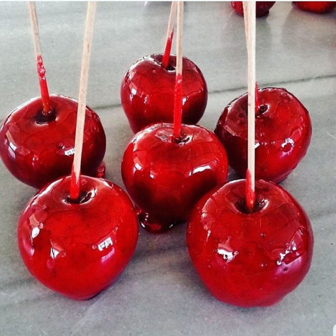 Traditional Red Candy Apples, Homemade Candy Apples, Candy Apple ...