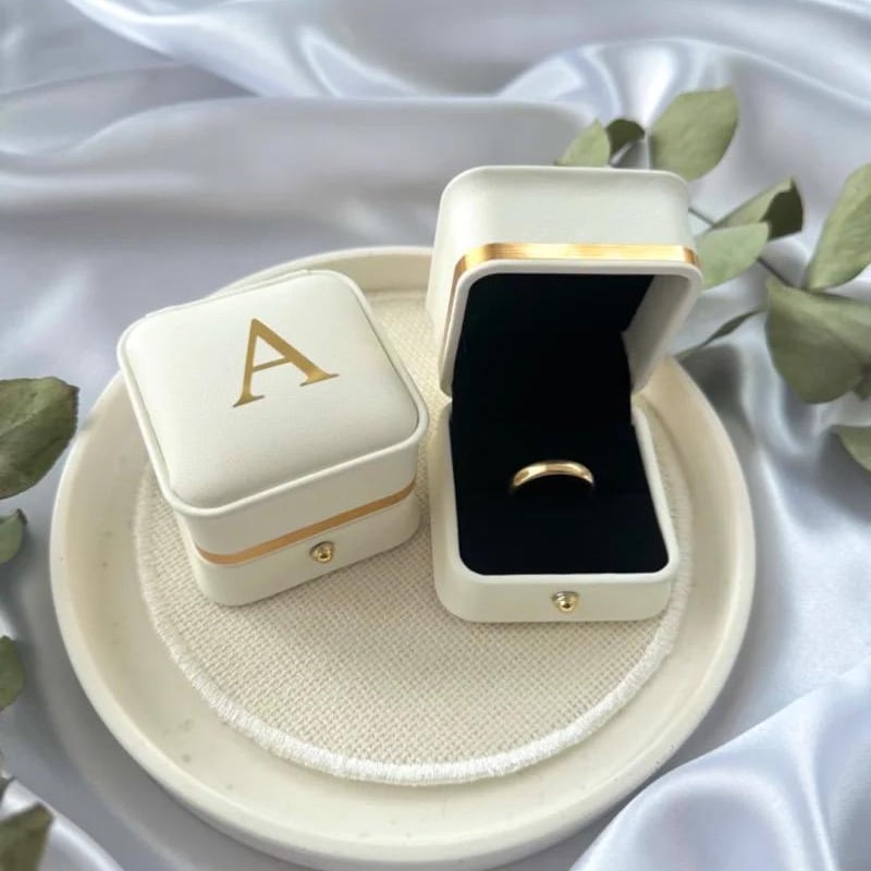 Engagement tray with ring boxes - Etsy.de