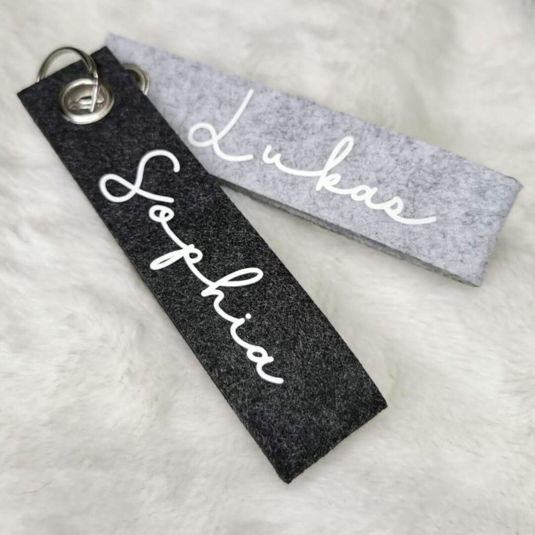 Personalized Felt Keychain, Keychain With Customizable Inscription ...