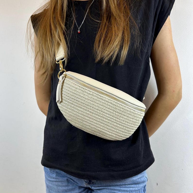 Women's Leather and Straw Fanny Pack – Chic Summer Belt, Natural Boho ...