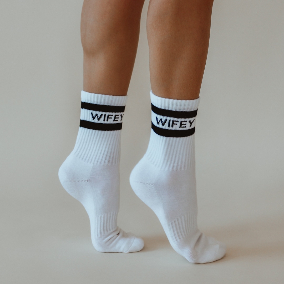 Wifey Socks, Bride Socks, Bridal Shower Gift, Bridal Party Gift ...