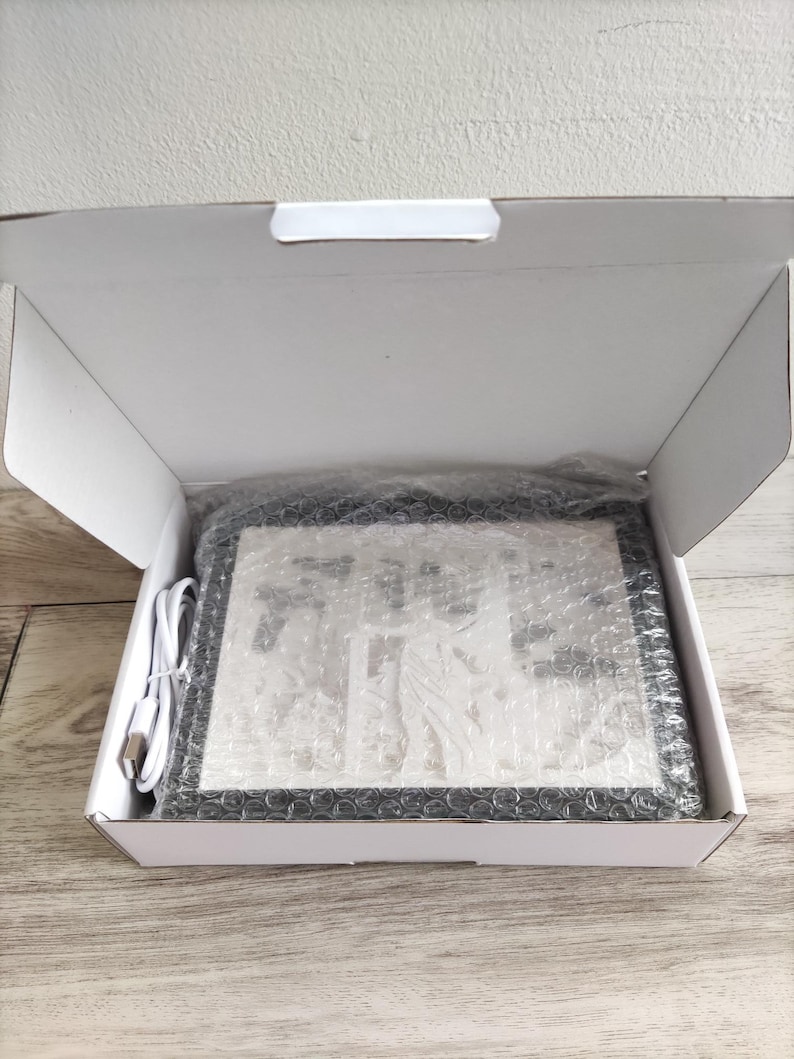 Final Fantasy 7 Light Box, Sephiroth and Cloud FF7 Lightbox, Paper Cut ...