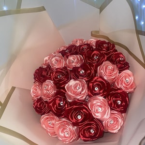 Handmade Bouquet of 30 Roses. - Etsy