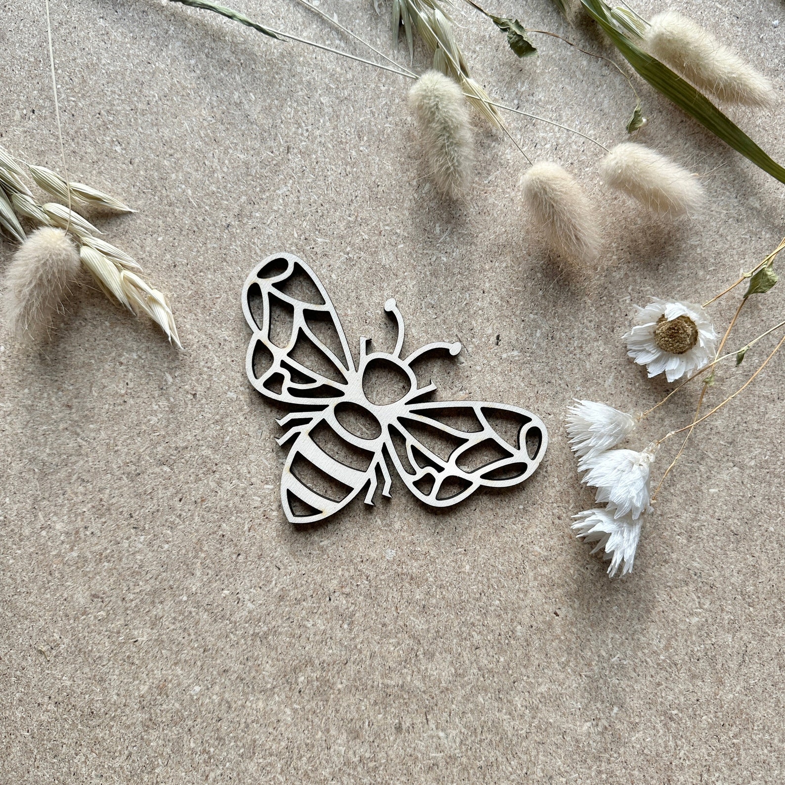 Bee Shape Scrapbook Ideas 4mm Plywood Bee Cut Out Painting and Crafting ...