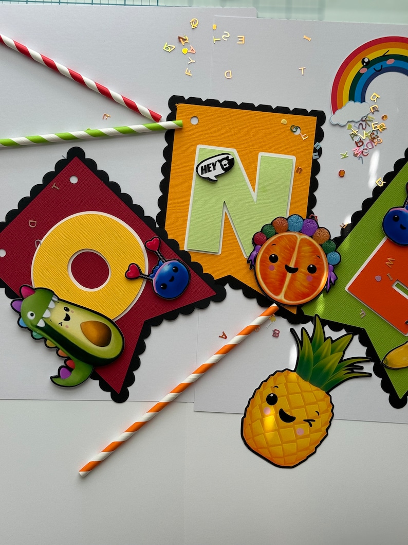 Hey Bear Sensory ONE Banner High Chair Sensory Adventure With Hey Bear ...