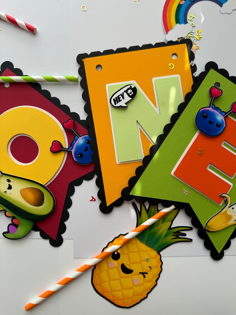 Hey Bear Sensory ONE Banner High Chair Sensory Adventure With Hey Bear ...