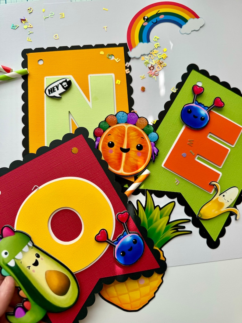 Hey Bear Sensory ONE Banner High Chair Sensory Adventure With Hey Bear ...