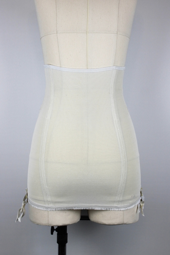 1960s Vintage "Farona" White Satin Shapewear Open Bot… - Gem