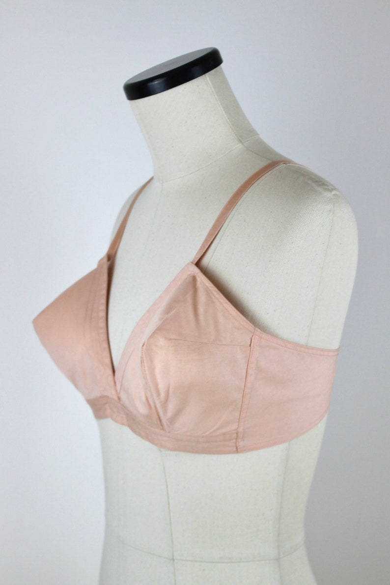 1940s Vintage Pink Cotton Bra creazioni Margy, 1950s Nude Brassiere ...