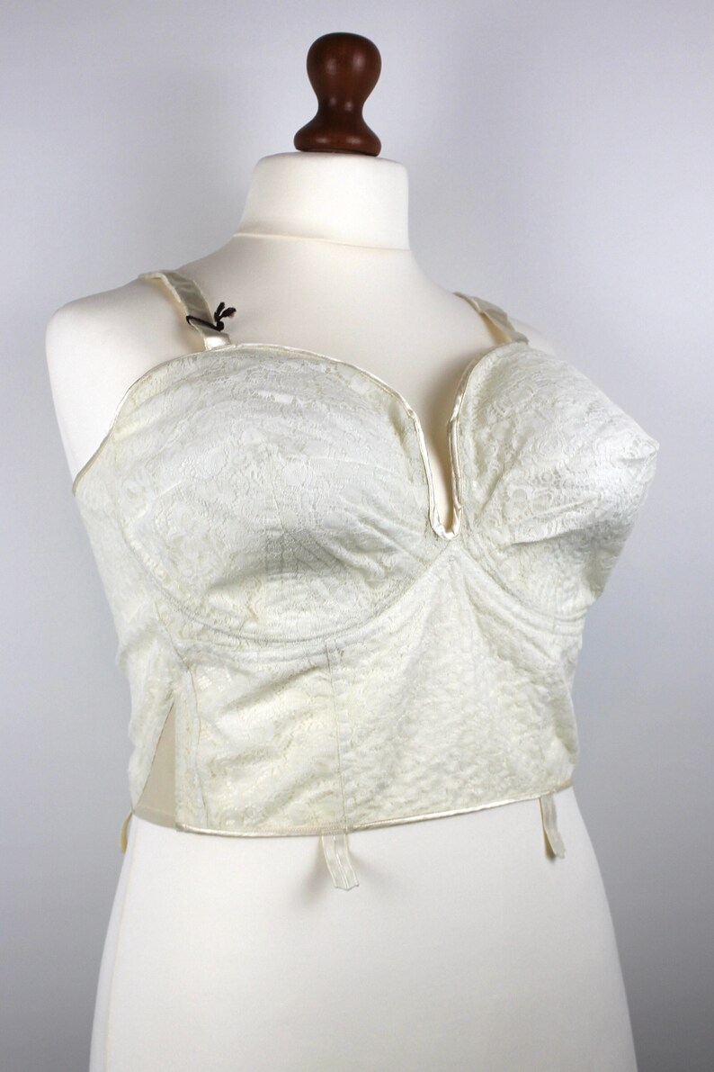 PLUS SIZE 1950s Vintage "lyana" White Lace Bra, Vintage Nude Bra ...