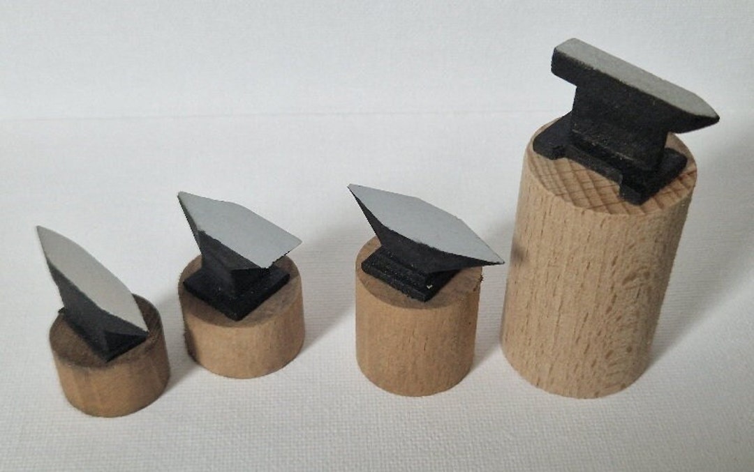 AMBOSS BASE 30 X 35 MM +ABOSS 20X40X25MM - Etsy
