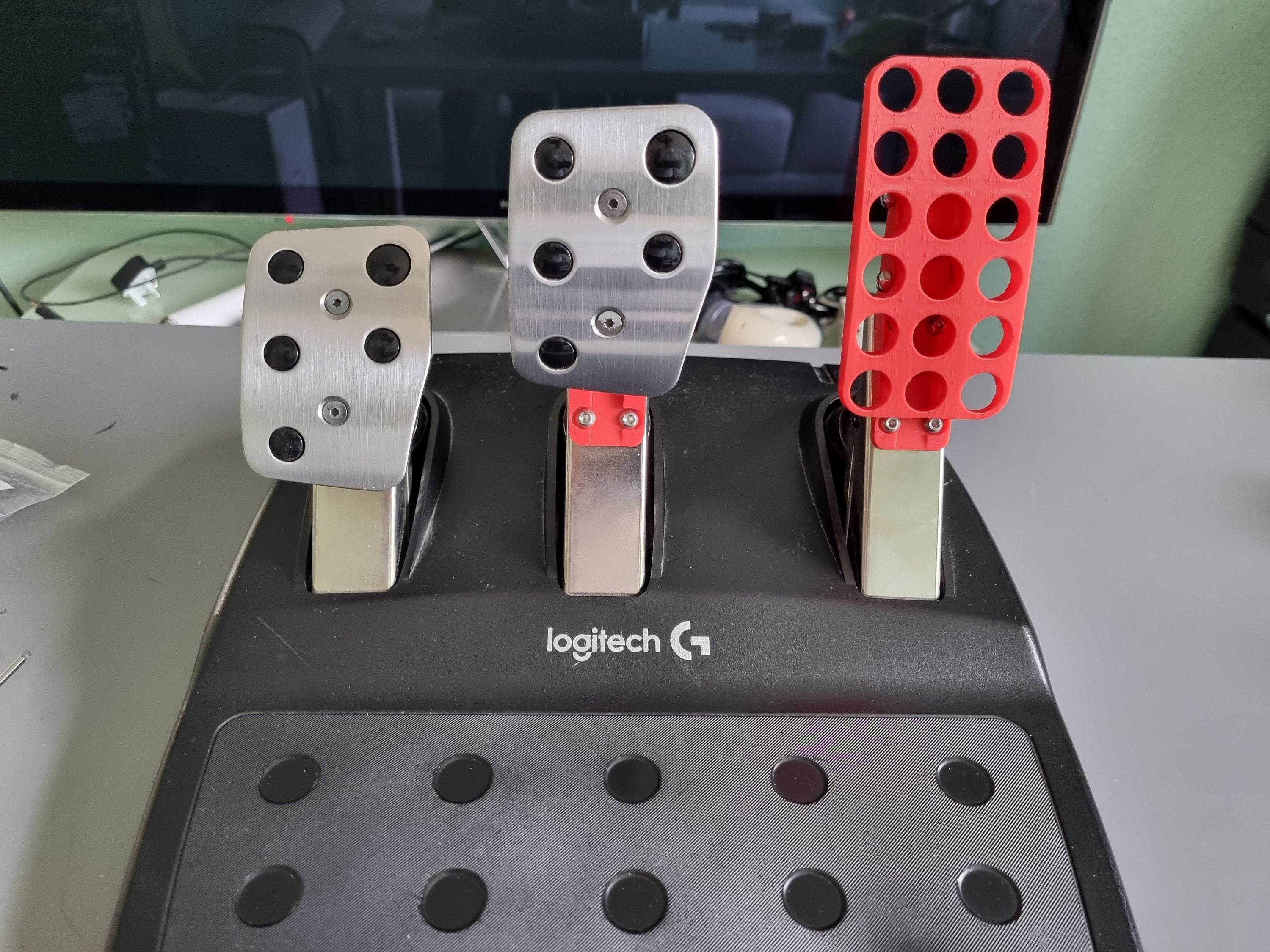 Logitech G29/G920/G923 Adjustable Pedal Extension Mount Sim Racing Mod ...