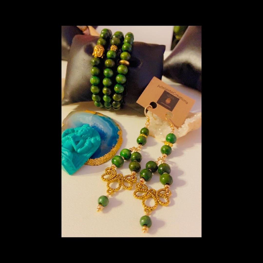 All Natural Wood Green Mala Buddha Head Beads & Chandelier Earrings Set ...