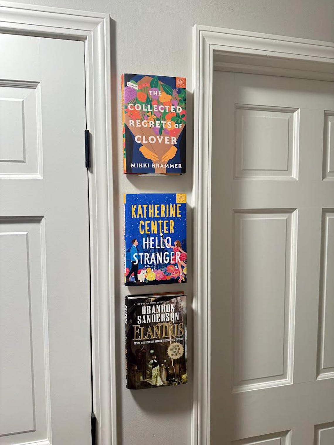 Floating Book Display: Invisible Wall Mount (3,6,9 Pack) - Etsy