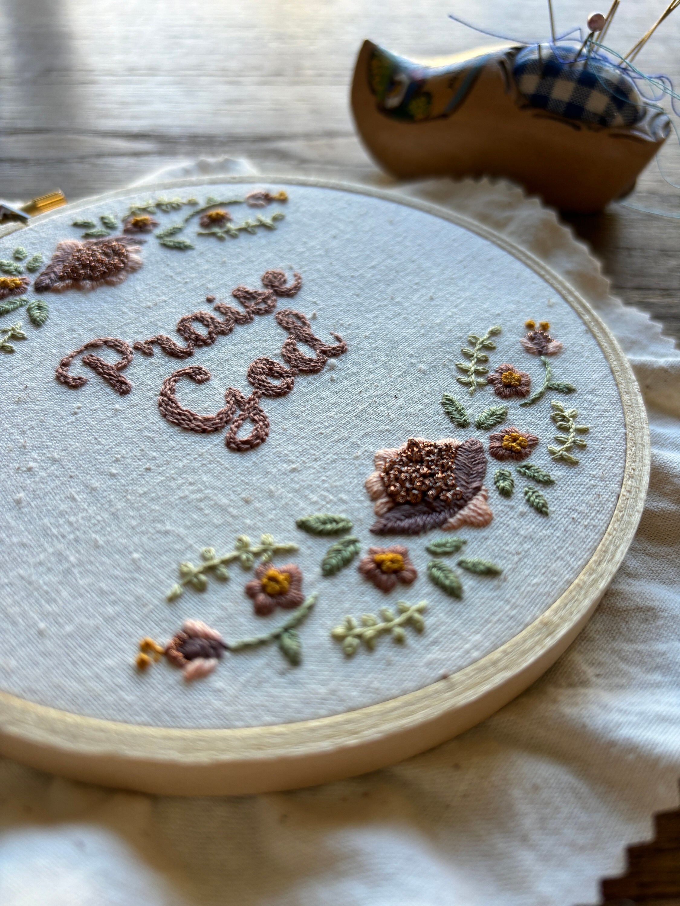 Praise God Embroidery Pattern / Boho / Floral / DIY / Digital / - Etsy