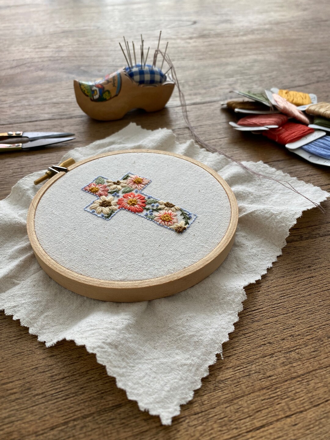 Floral Cross Embroidery Pattern / Boho / Floral / DIY / Digital ...