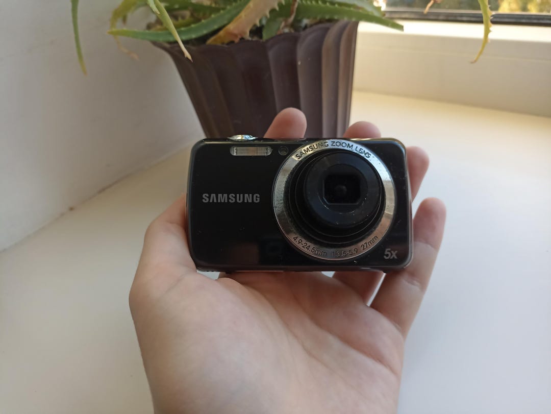 Samsung PL20 PL21 Black 14.2MP Digital Compact Camera Working FULL Set ...