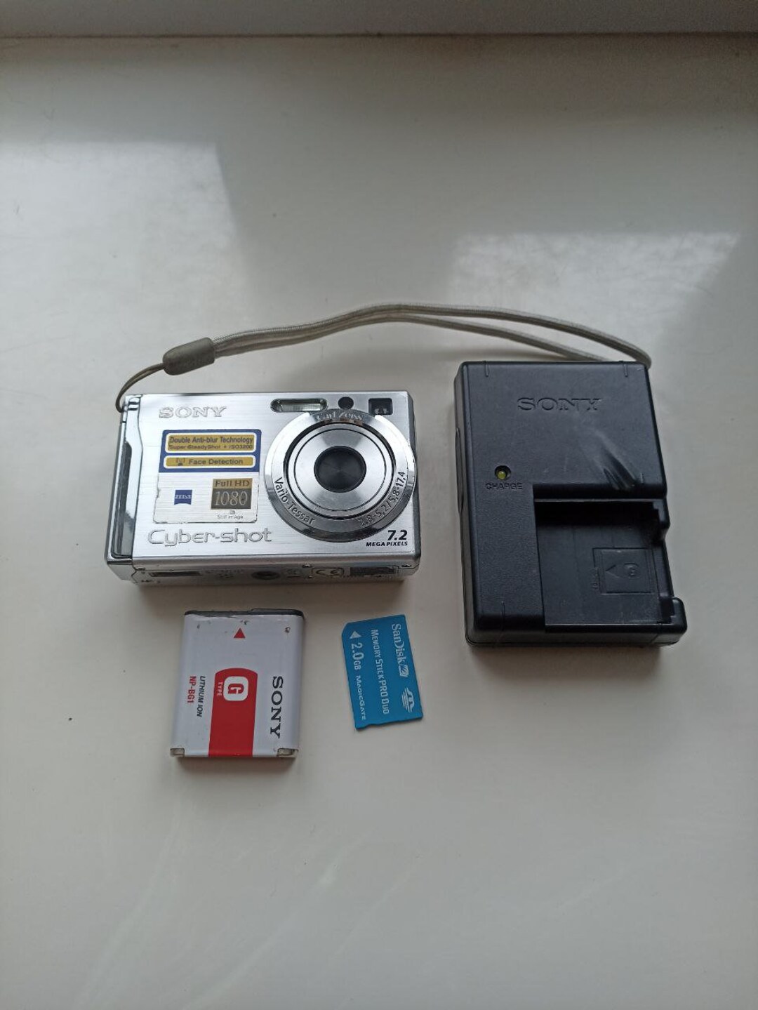 Sony Cyber-shot DSC-W80 7.2 MP Digital Camera Silver Working Charger Memory - Etsy