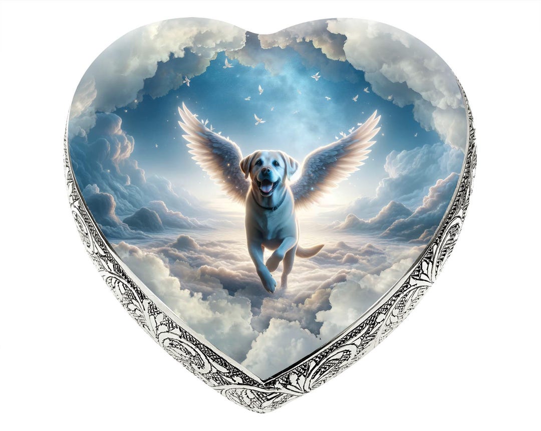 Labrador Retriever Cremation Urn: Astral Mist Heart-shaped Dog Ashes ...