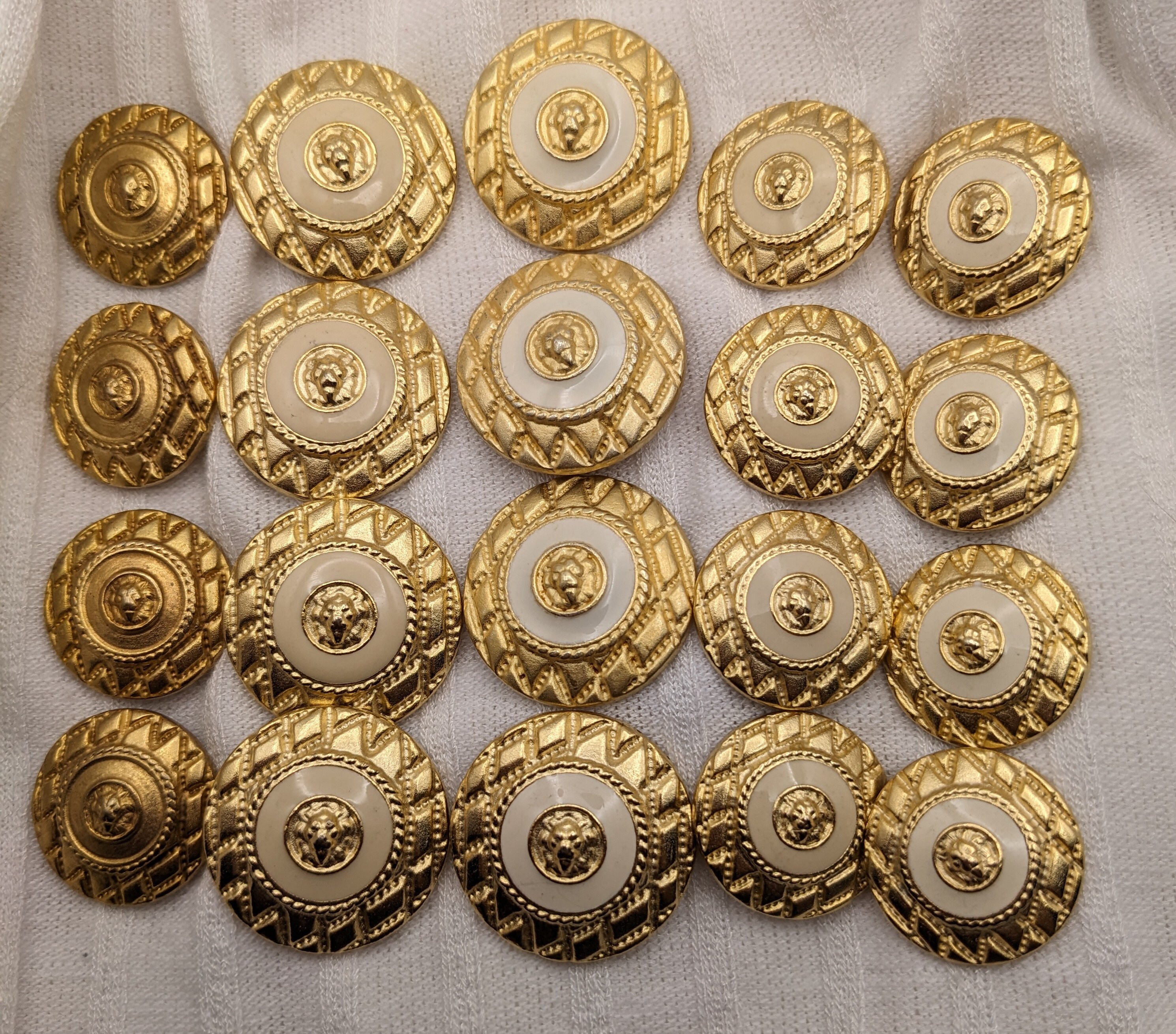 Royal Style Shank Buttons With Intricate Details and Lion's Head Center ...