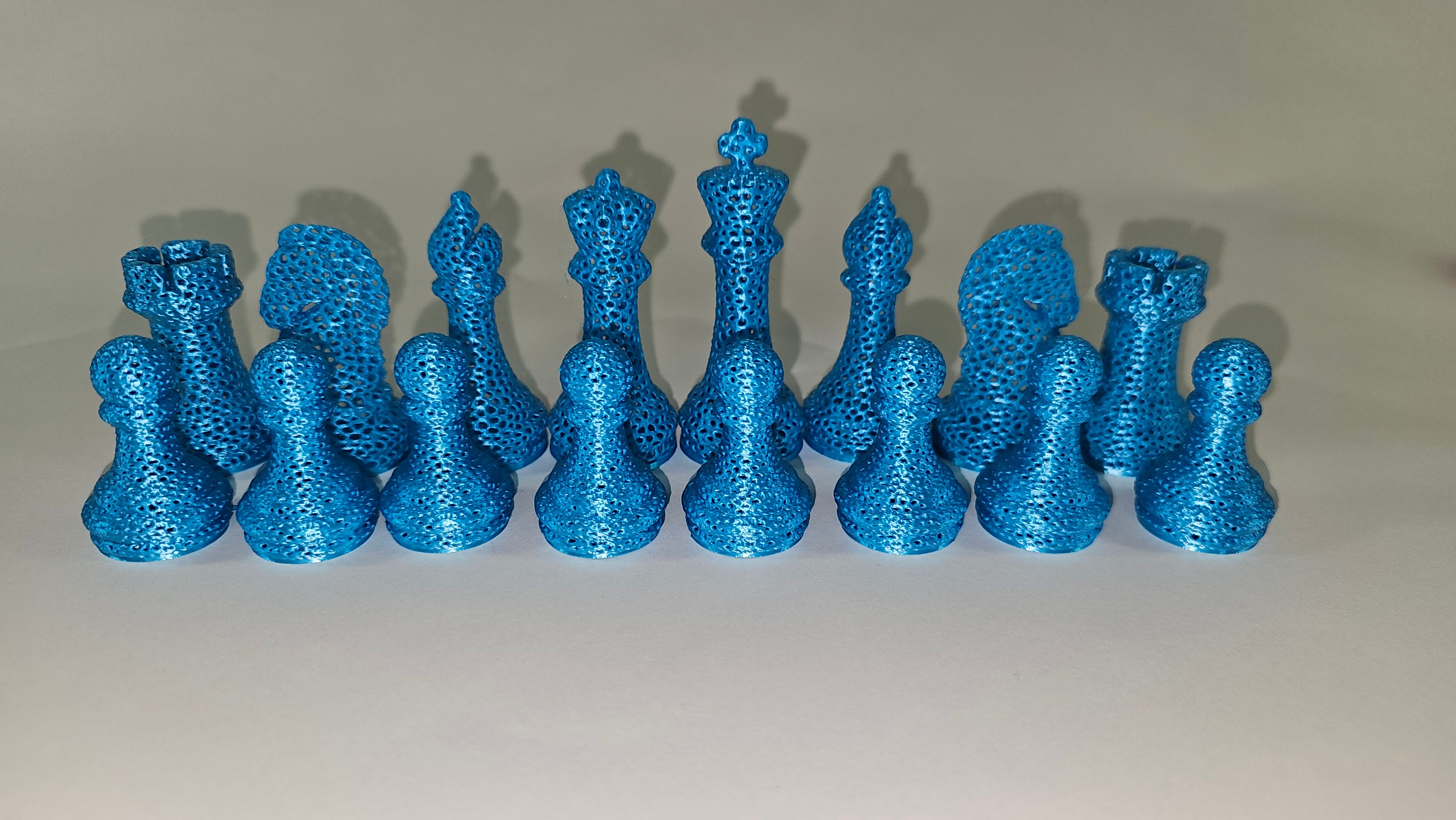 Handmade 3D Printed Chess Set - Voronoi Style Pieces - Customizable ...