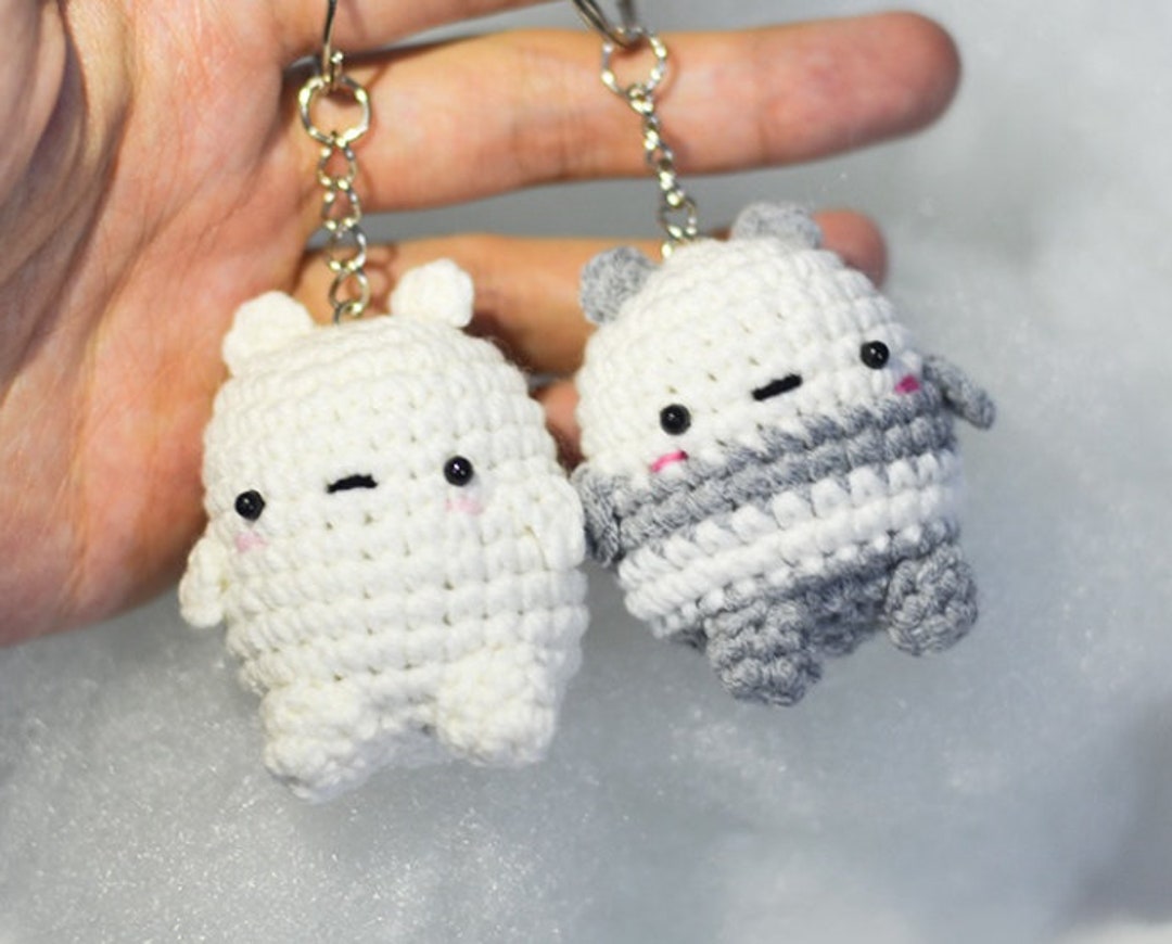 Distinctive Touch to Outfits. Yarn Keychains Can Have a Variety of ...
