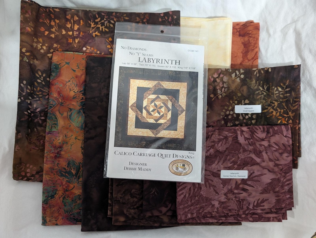Labyrinth Quilt Kit by Debbie Maddy for Calico Carriage Designs - Etsy