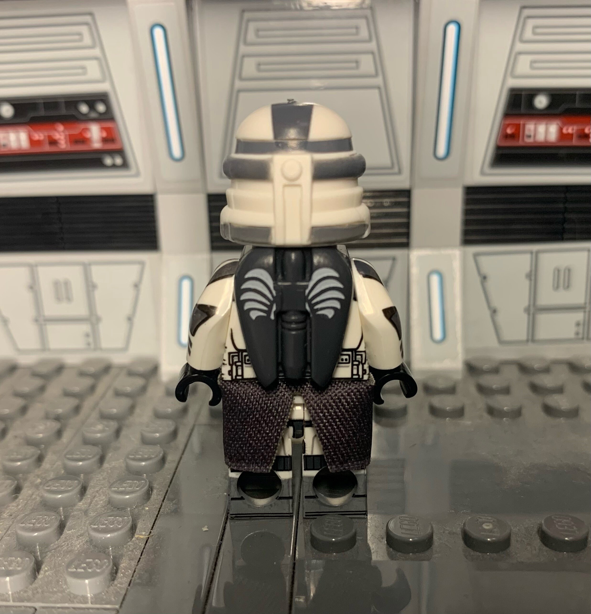 104th Legion Wolf Pack Airborne Clone Trooper Custom Minifigure Star ...