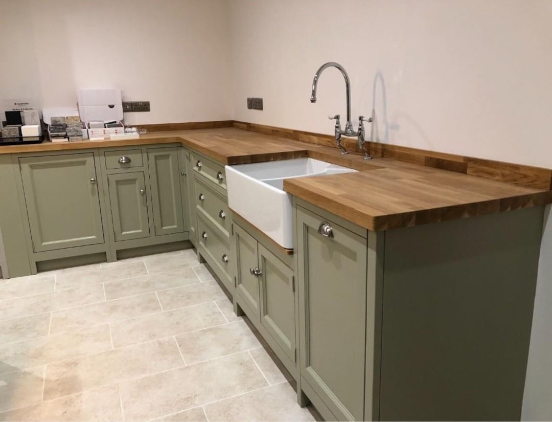Handmade L-shaped Painted Kitchen | Solid Wood Belfast Sink Units ...