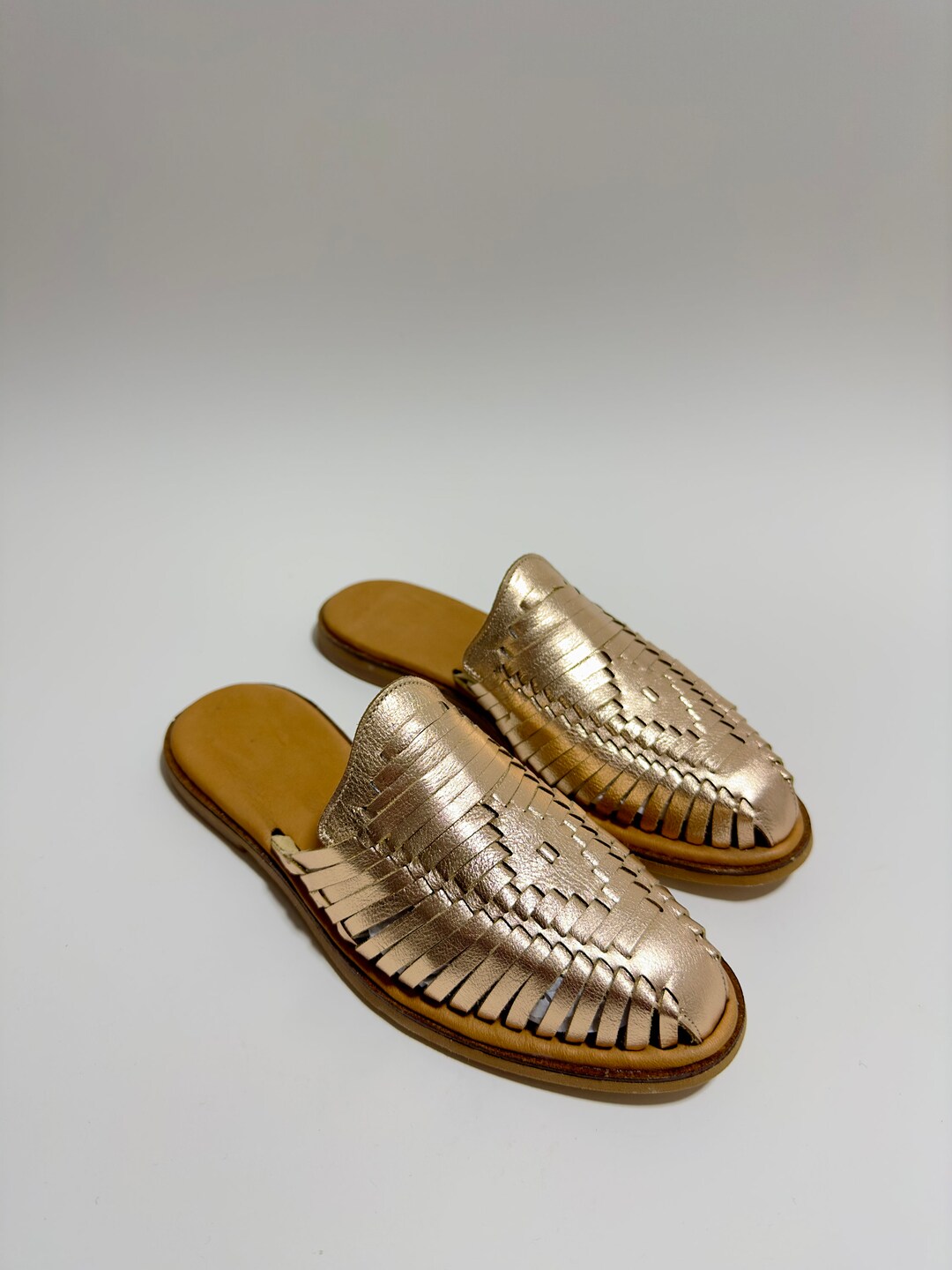 Women Handmade Slipper, Handmade Women Sandals, Women Shoes Genuine ...