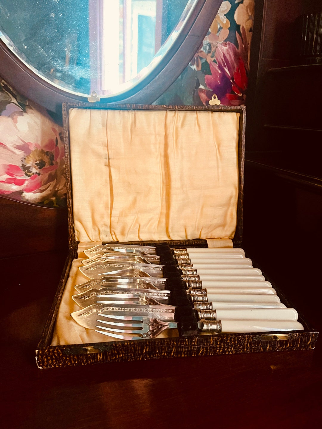 Beautiful Vintage Fish Knife and Fork Cutlery Set in Original Box - Etsy