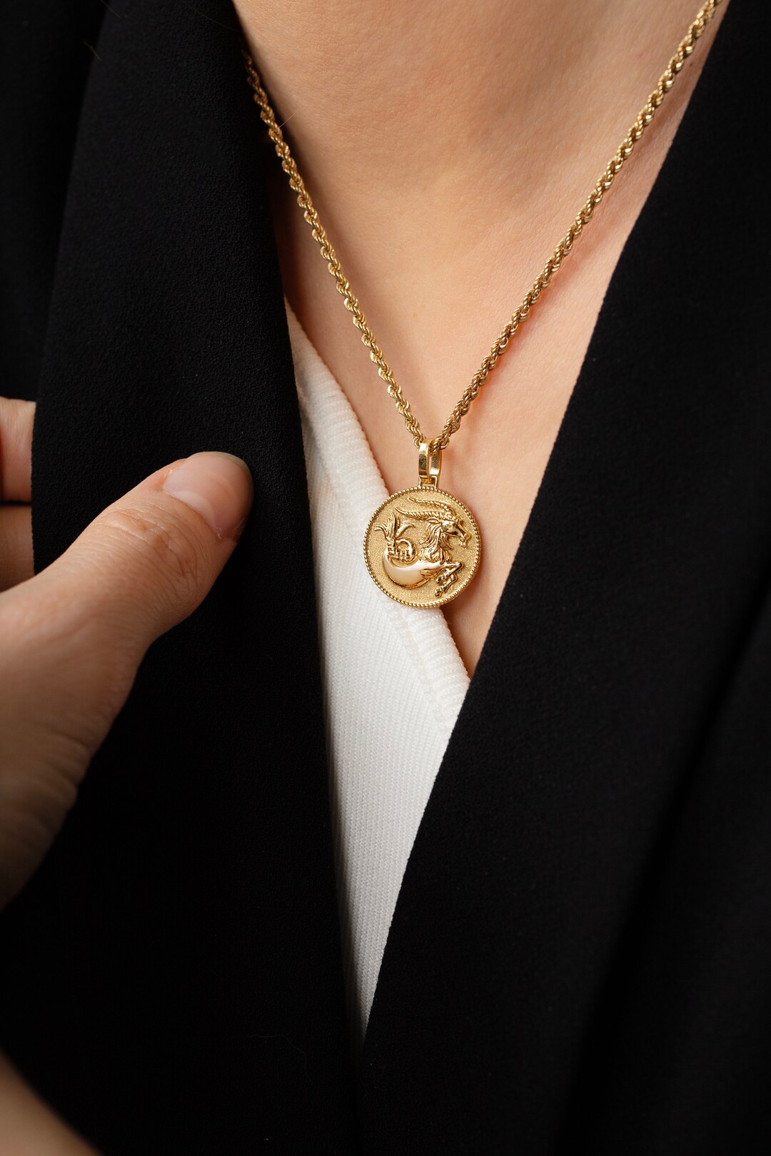 14K Solid Gold Capricorn Pendant, Zodiac Sign Medallion, Capricorn ...