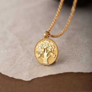 Gold Tree Disc Necklace, 14K Gold Tree of Life Pendant, Personalized ...