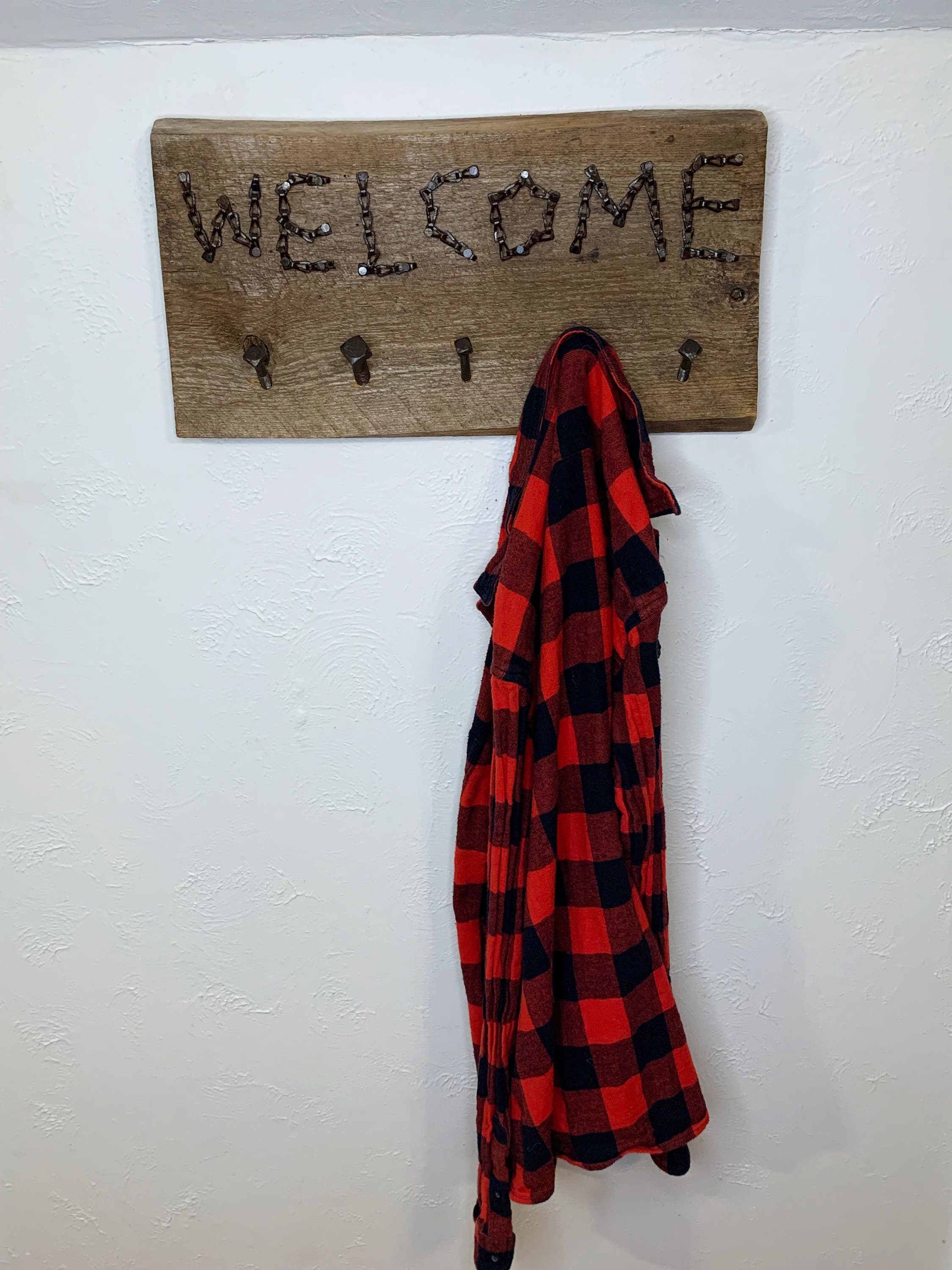 Rustic Chain Welcome Sign With Hanging Nails - Etsy