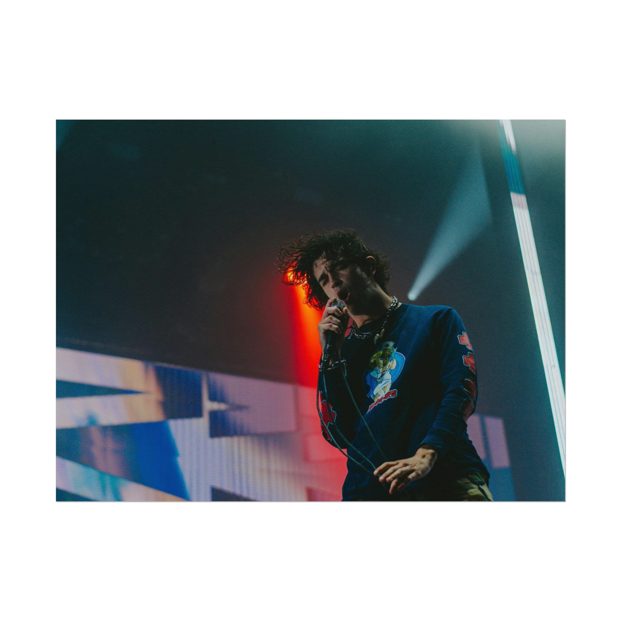 Matty Healy the 1975 Singing on Stage Semi Gloss Rolled Poster - Etsy