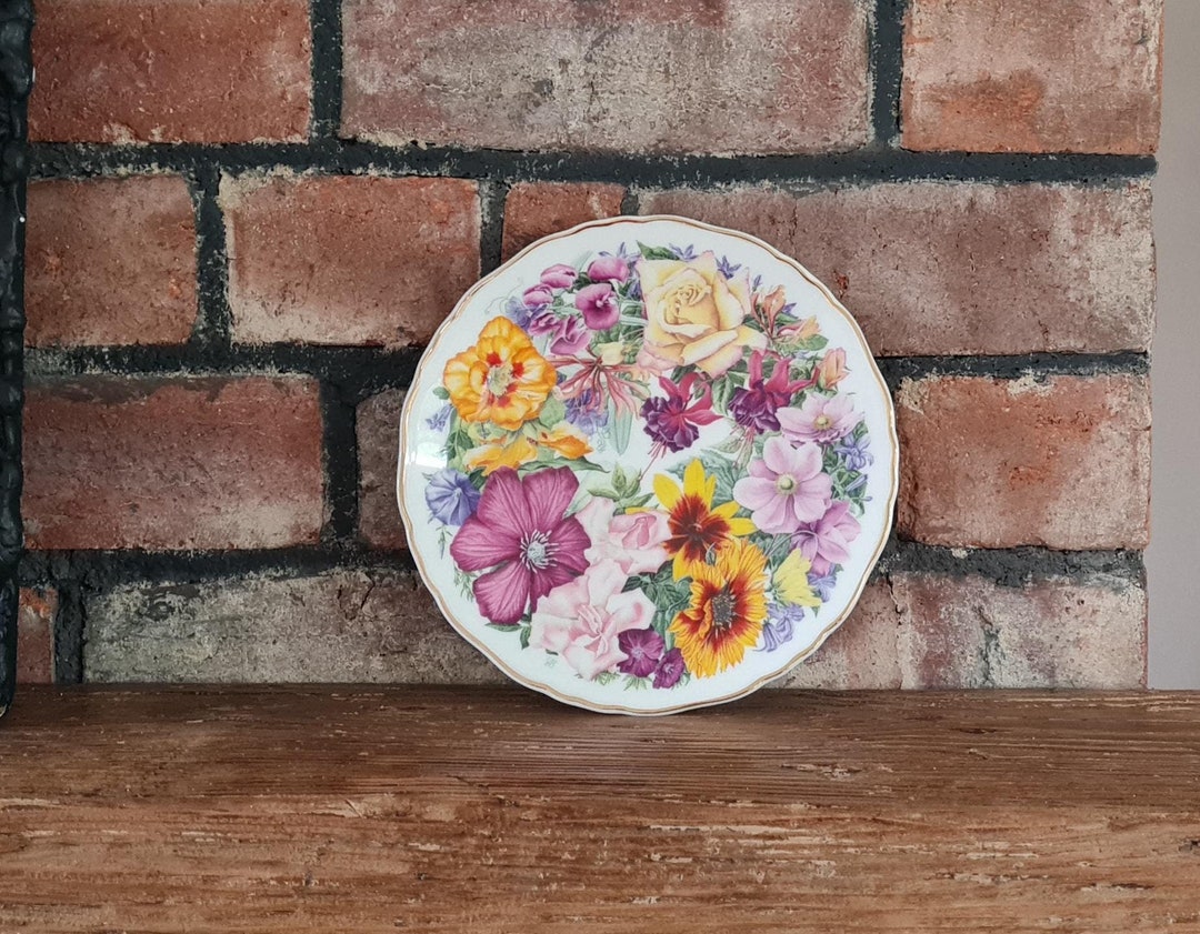 Vintage Royal Albert Plate Decorative Collectible Plate Birthday ...