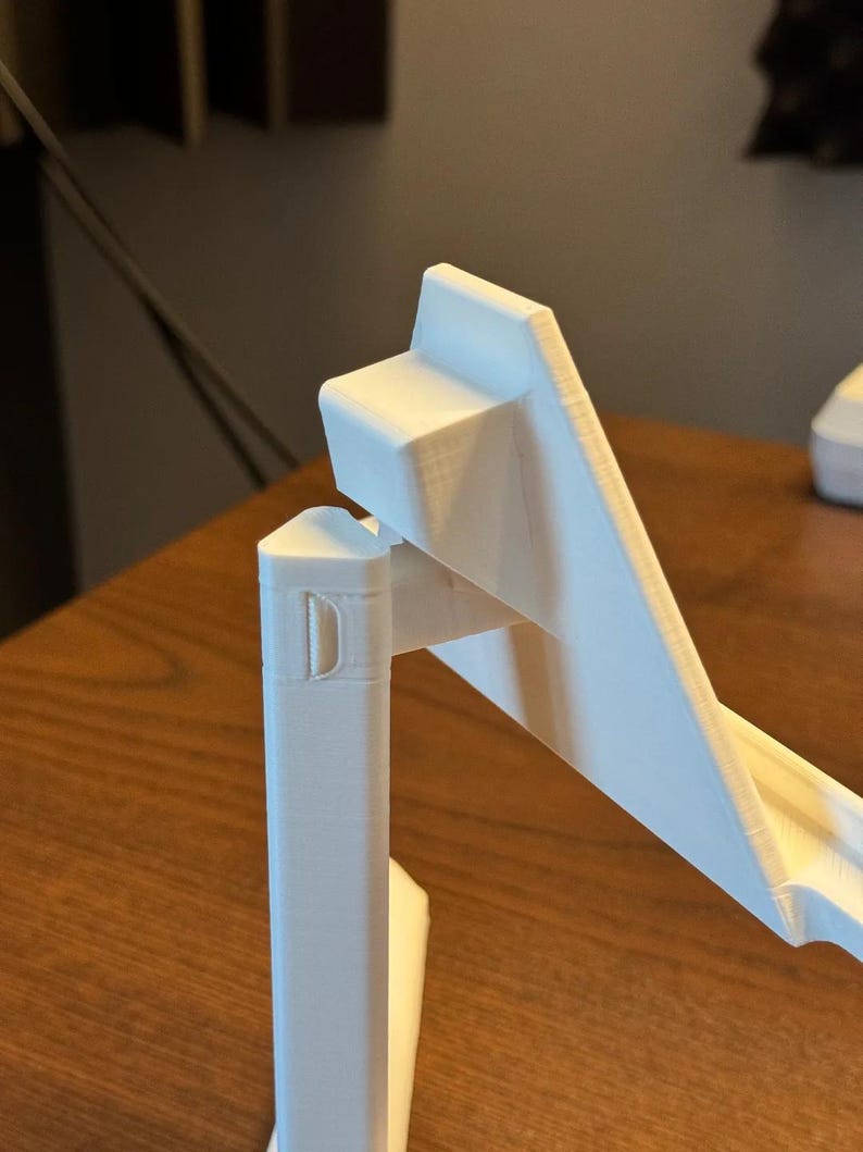 Just3dprintings Minimalist iPad Stand | Tablet Stand | Monitor Stand ...