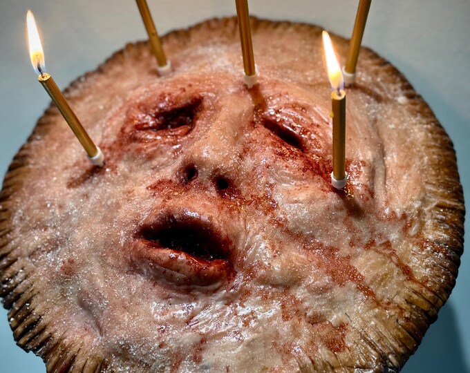 Horror Pie: Birthday Edition – Creepy Face Pie Sculpture With Candles ...