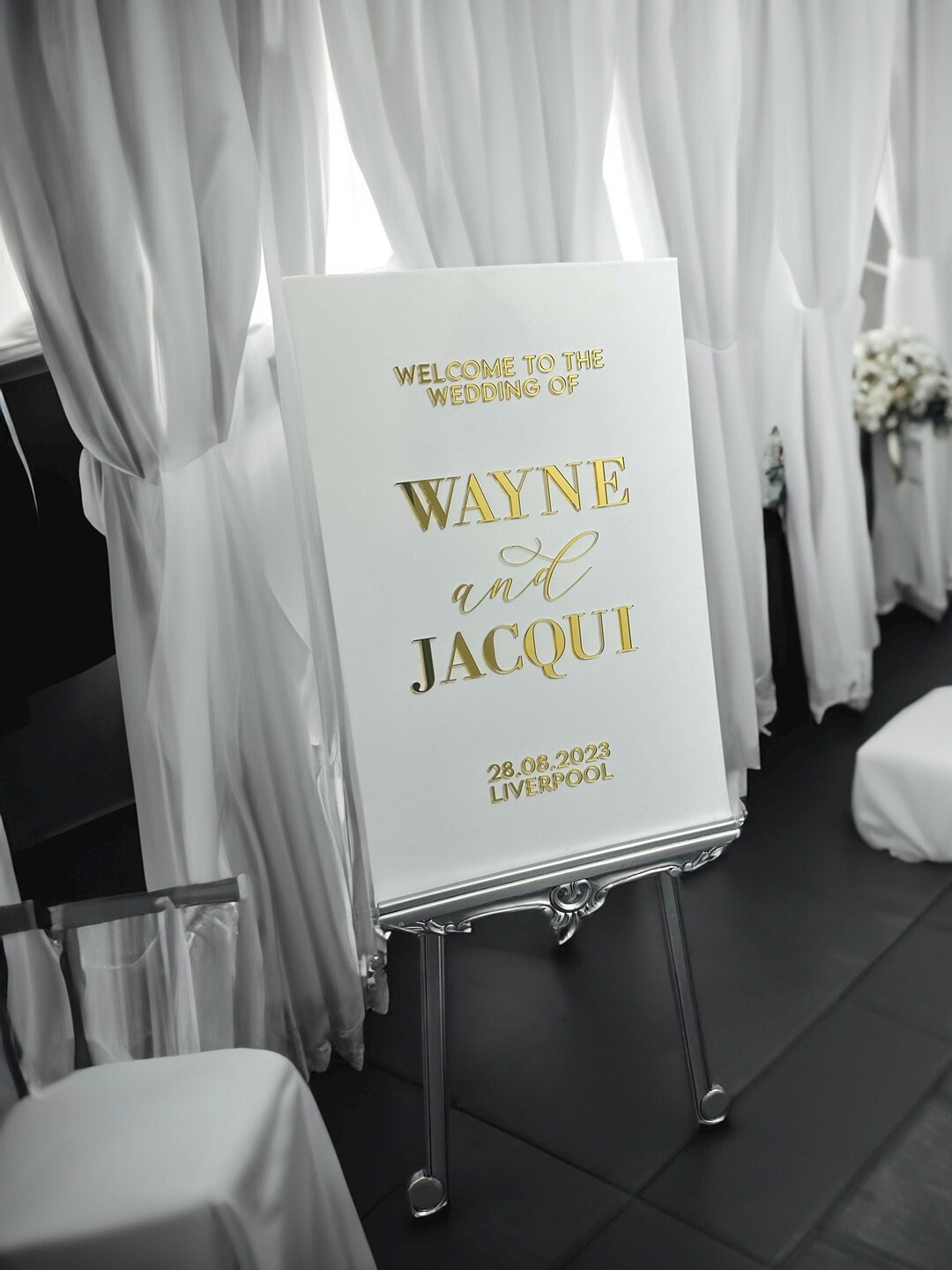White Acrylic Wedding Sign With 3D Gold Mirror Names-wedding Signage ...