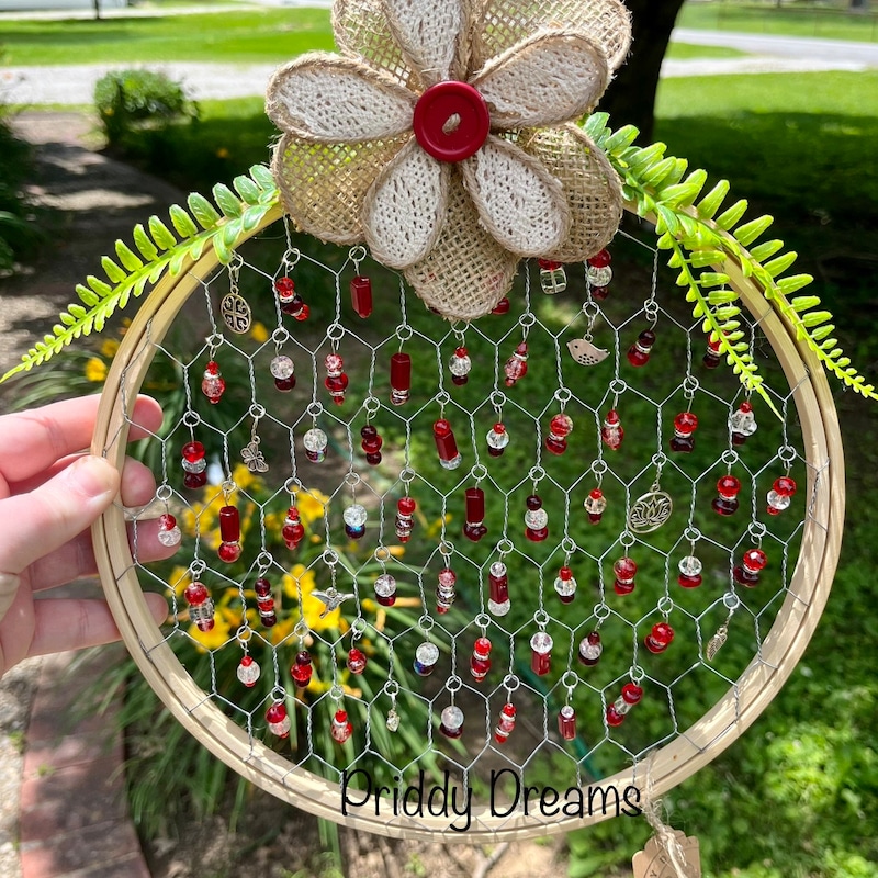Chicken Wire Suncatcher - Etsy