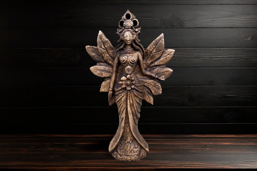 Ancient Roman Goddess Flora Roman Goddess of Flowering Plants Flora ...