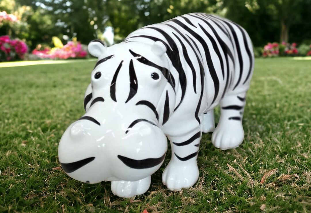 Black and White Hippo Statue Plastic Standing Hippo Figure Resin ...